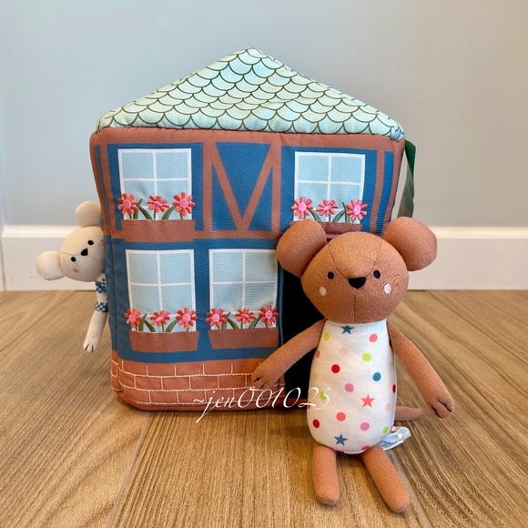 Pillowfort | Toys | Pillowfort Plush Mouse Cottage Playset 3pc | Poshmark